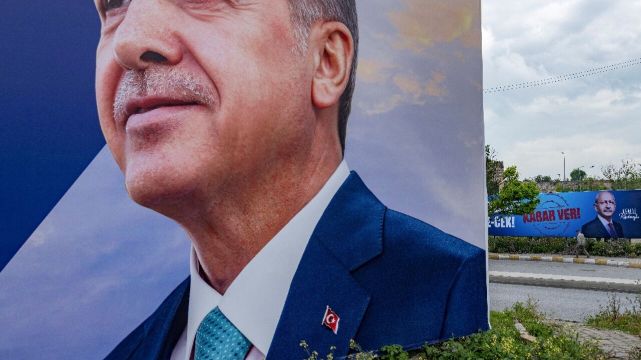 Turkey's bitter election battle nears decision day - AL-Monitor: The Middle Eastʼs leading ...