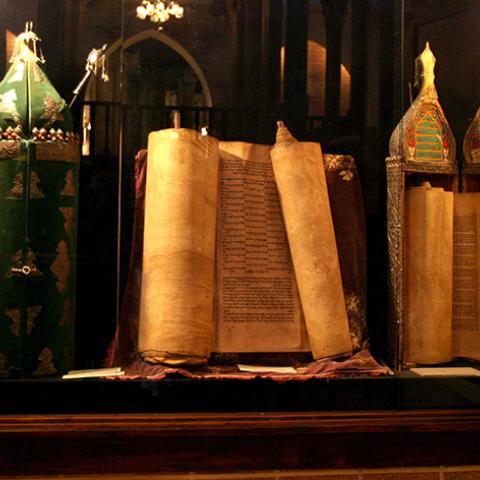 Reading the Quran in Hebrew - Al-Monitor: The Pulse of the Middle East