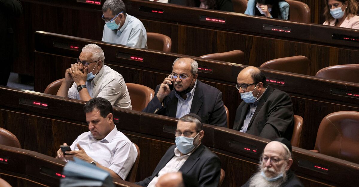 Israeli coalition's fragile unity holds ahead of budget vote - AL ...