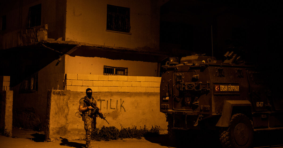 Turkey arrests dozens of foreign Islamic State suspects - AL-MONITOR ...