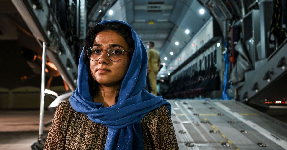 Afghan evacuees in UAE protest US resettlement delay - AL-Monitor: The ...