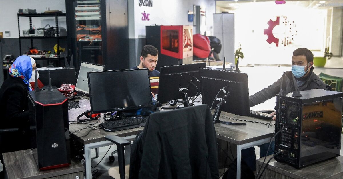 'TechWorks' brings dreams of Jordan inventors to life - AL-Monitor: The ...