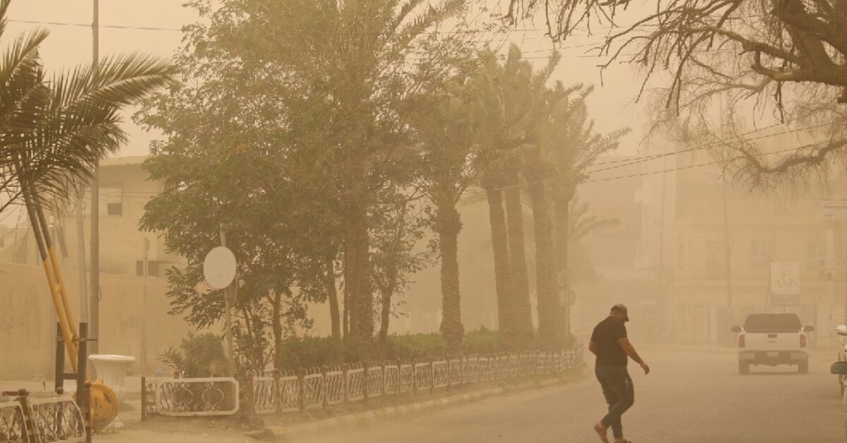 Dozens hospitalised as Iraq gripped by dust storm - AL-Monitor: The ...