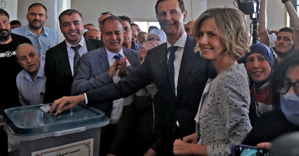 Assad family likely worth $1-2 billion, US report says - AL-Monitor ...