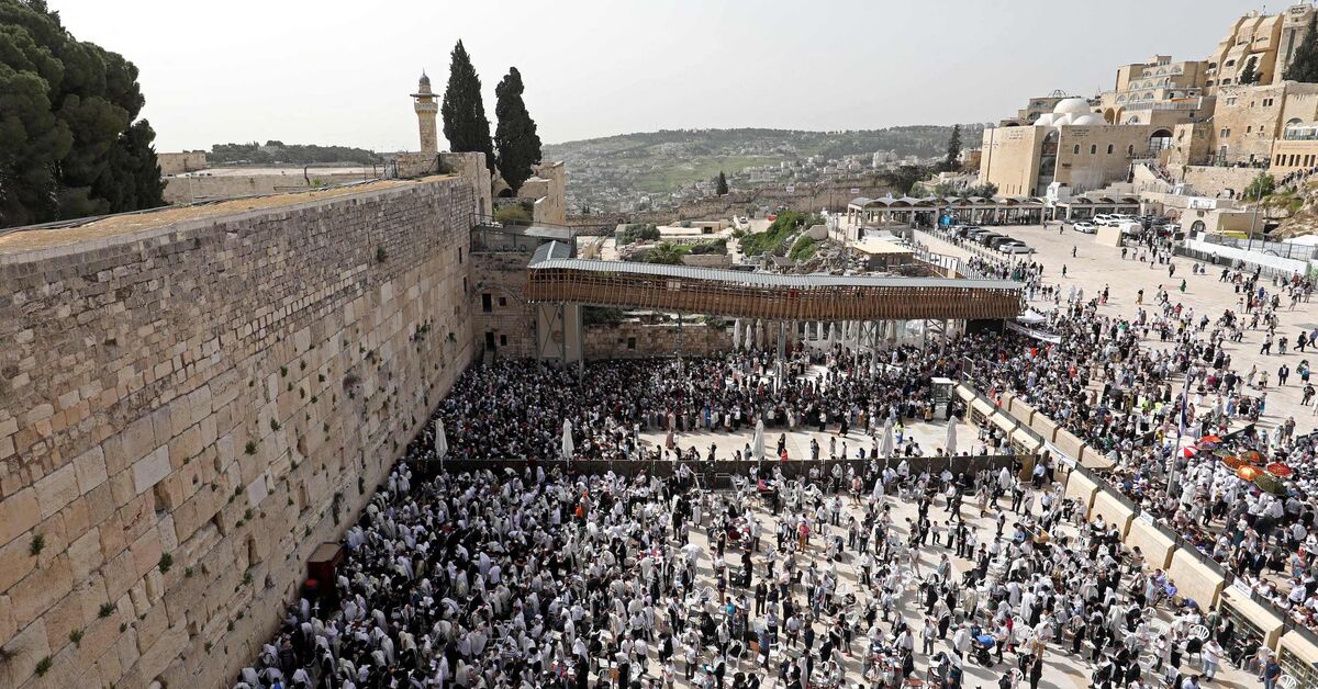 Reeling from Friday’s clashes, Israel braces for more violence in ...