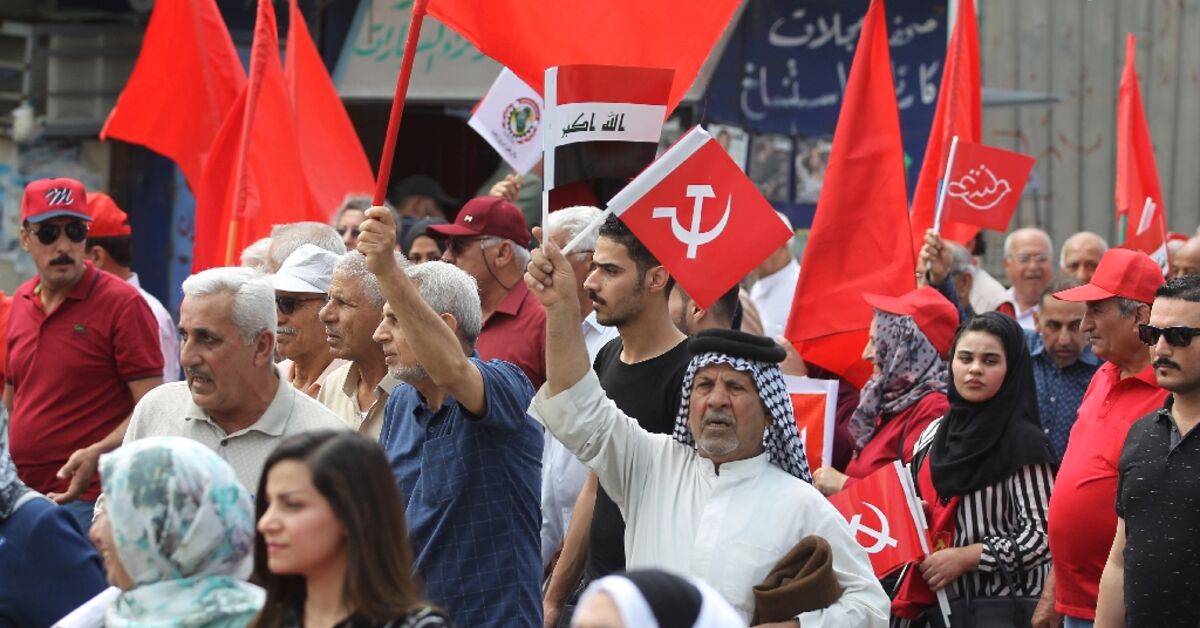 Iraqi Communists raise flag for women's rights, secular politics - AL ...