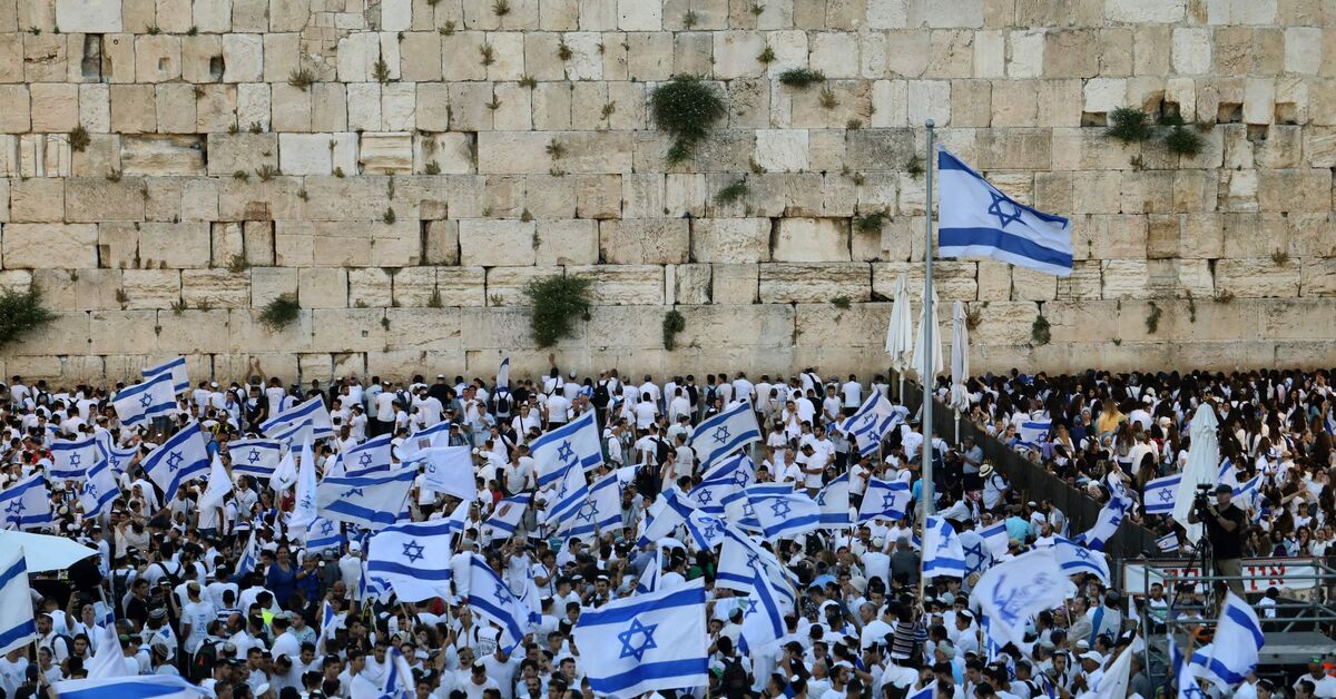 Jerusalem Flag March splits Israeli coalition parties - AL-MONITOR: The ...