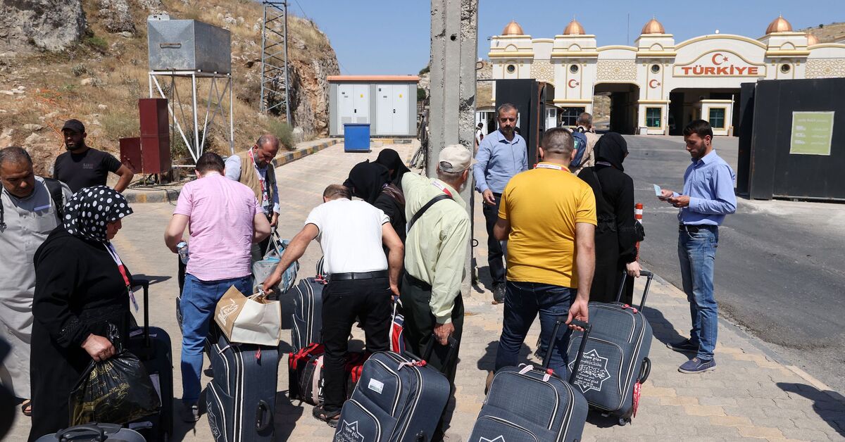 After two years of closure, Syrian pilgrims resume travel through Bab ...