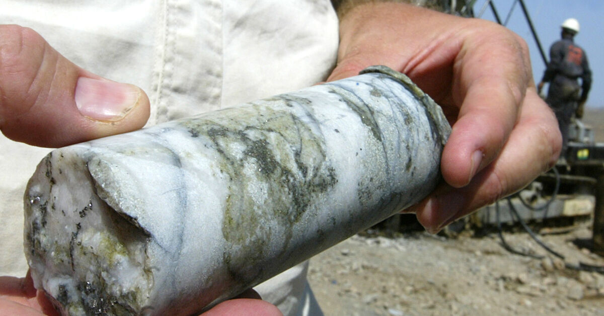 Egypt to invest in gold, mineral mining - AL-Monitor: The Middle Eastʼs ...