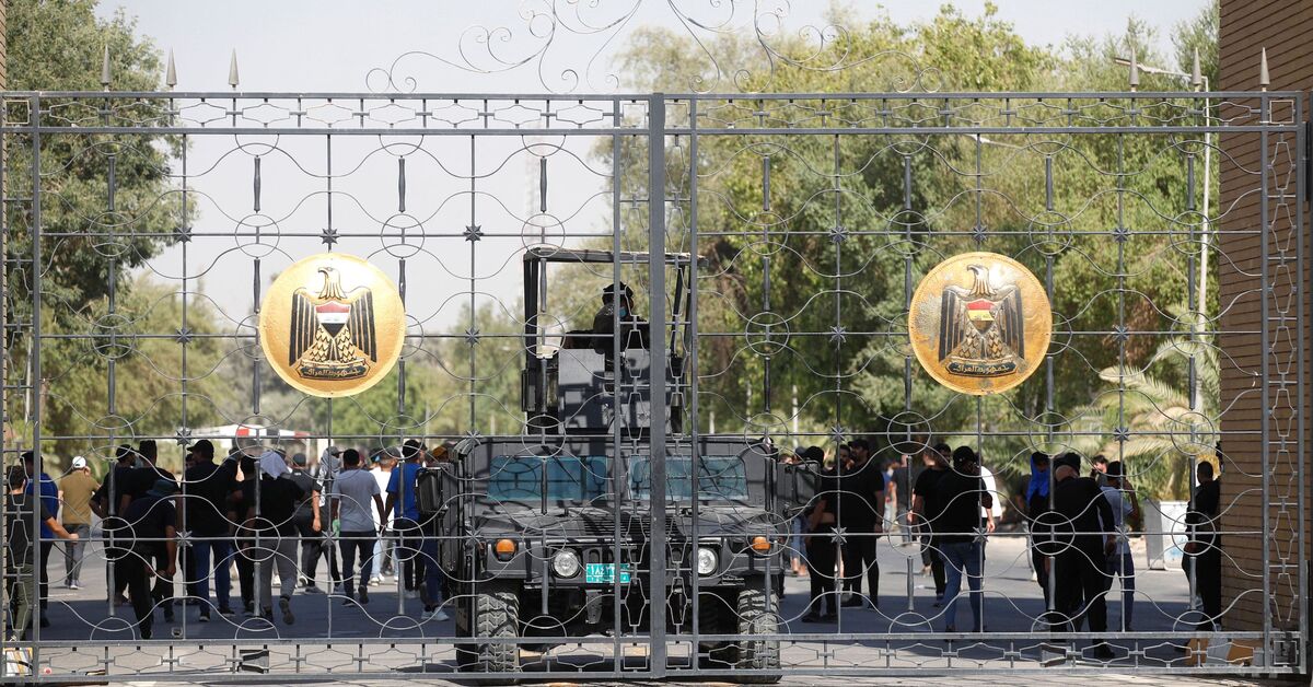 Iraq issues arrest warrants for Sadrist leaders after judiciary ...