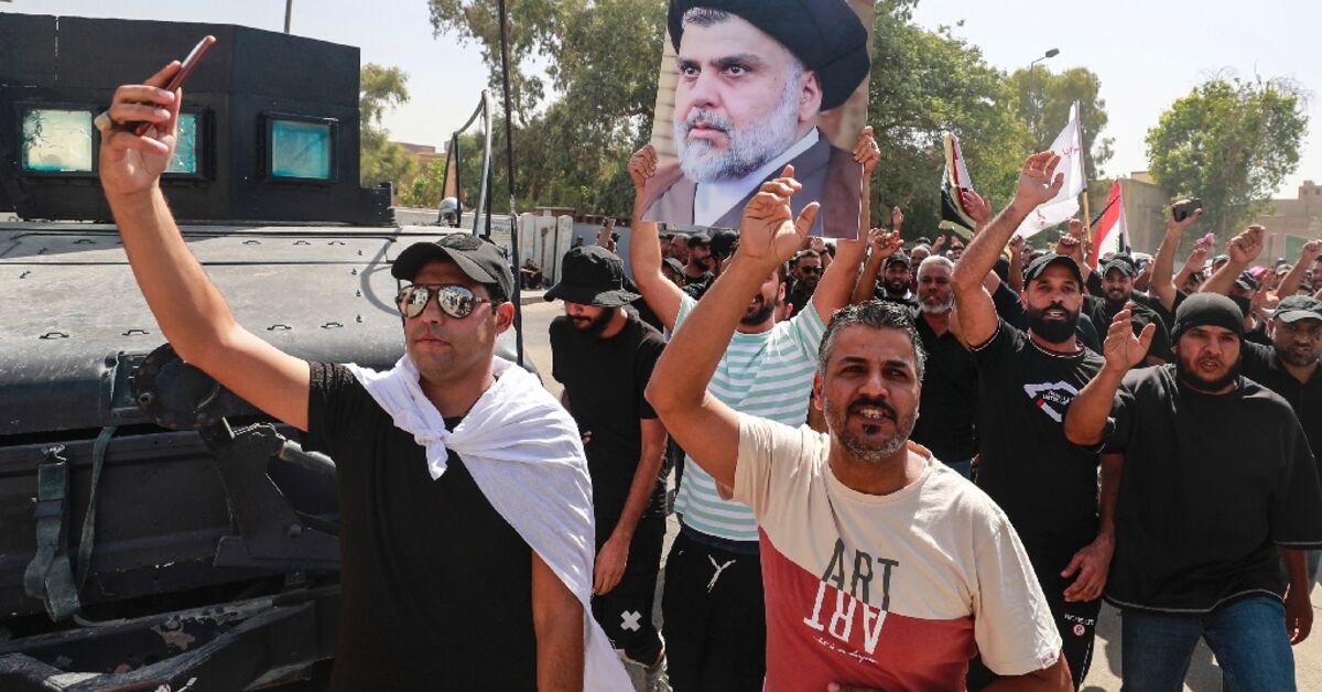 Iraq's Sadr sets deadline to dissolve parliament - AL-Monitor: The ...