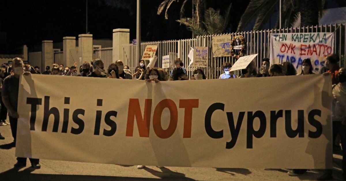 Cyprus politicians face trial in 'golden passport' scandal - AL-Monitor ...