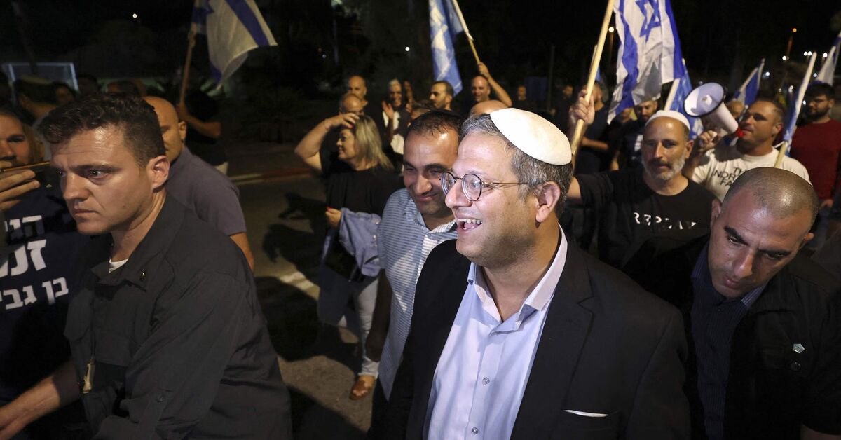 Israeli Knesset member waves gun in east Jerusalem - AL-Monitor: The ...