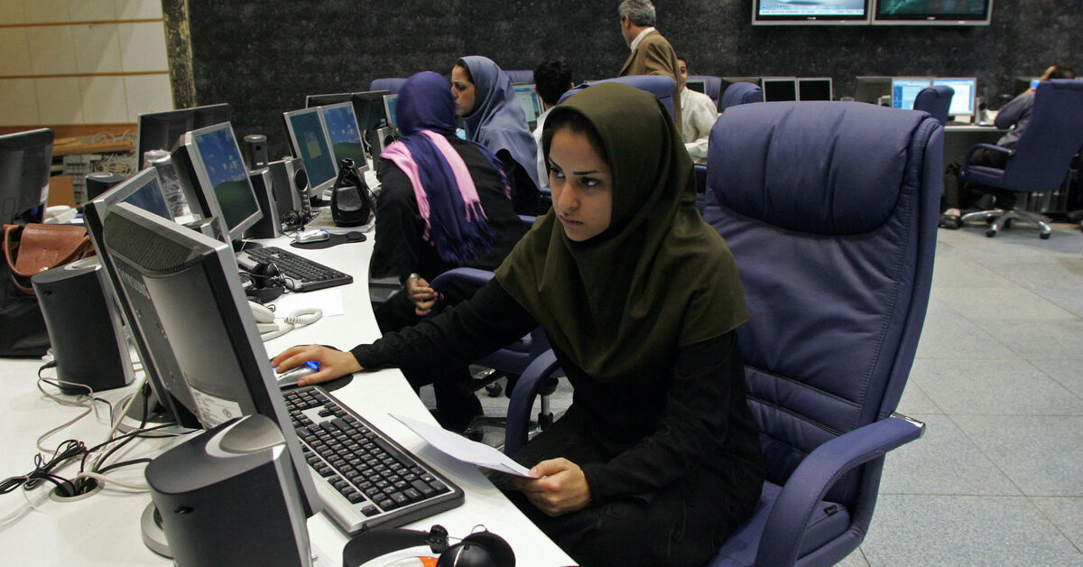 US sanctions employees of Iranian state-run broadcaster - AL-Monitor ...