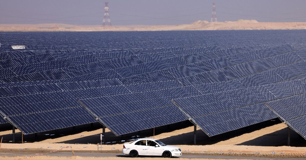 Major UAE solar plant to go online before COP summit: energy firm - AL ...