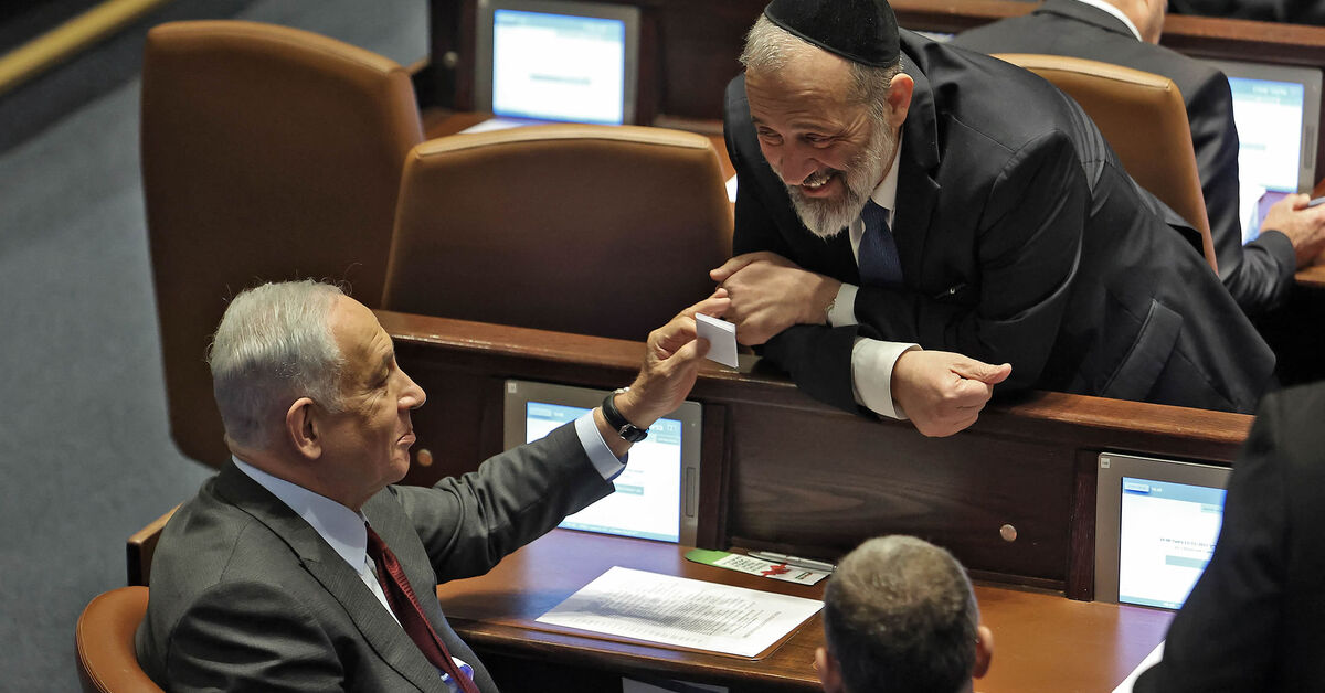 Top Israeli court ruling forces Netanyahu to sack ally - AL-Monitor ...