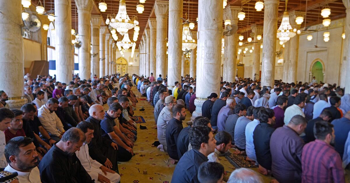 Iraq's religious authorities stay out of Shiite conflict - AL-Monitor ...