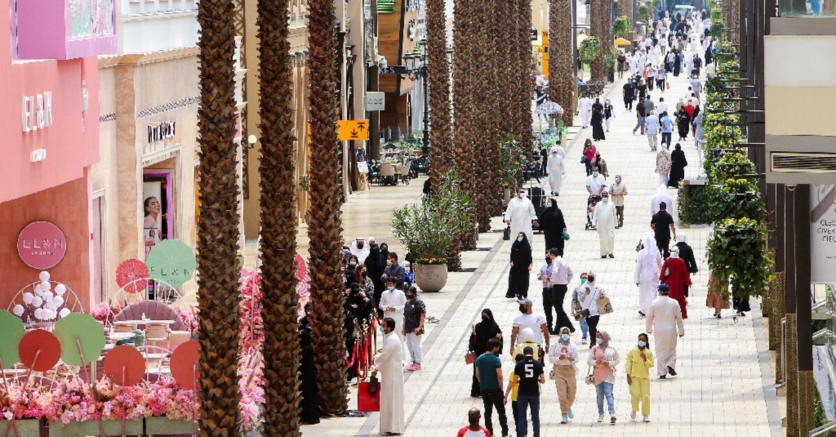 'Great misery': Kuwait political crisis drags down economy - AL-Monitor ...