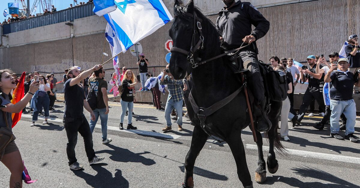 Israelis block roads as Netanyahu rejects judicial overhaul compromise ...