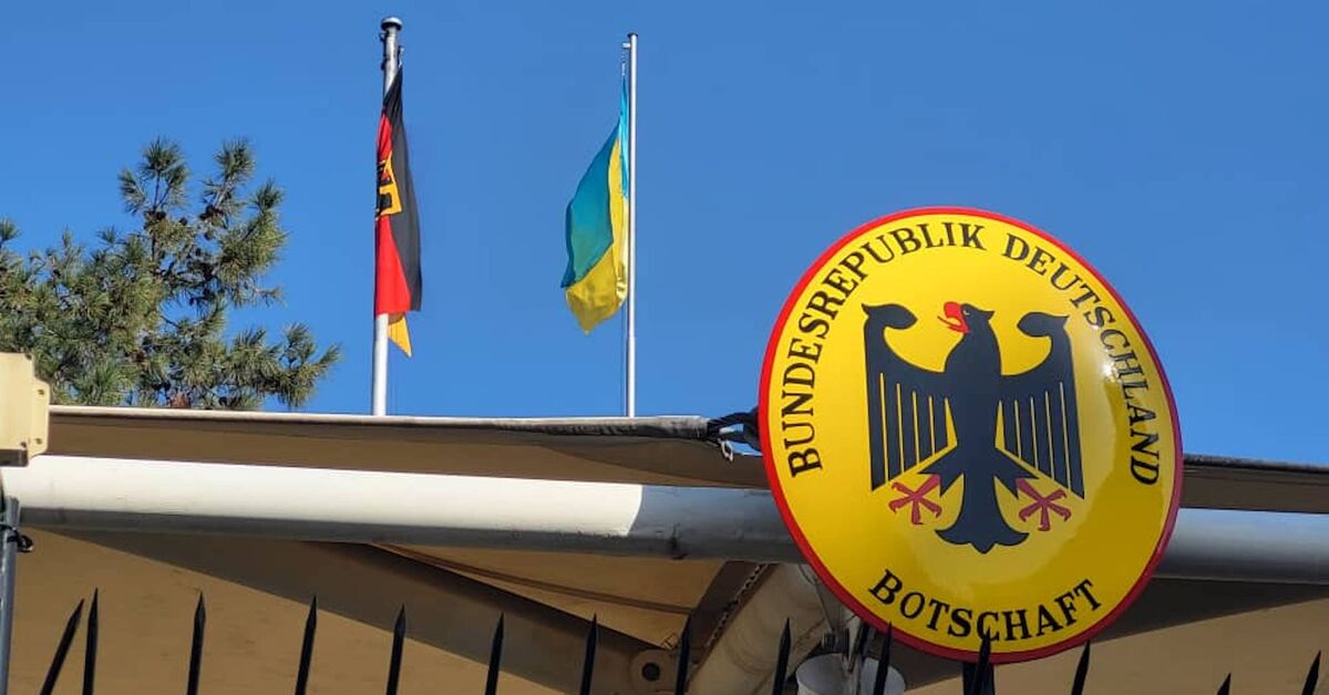 Iran expels German diplomats as row continues over death sentence - AL ...