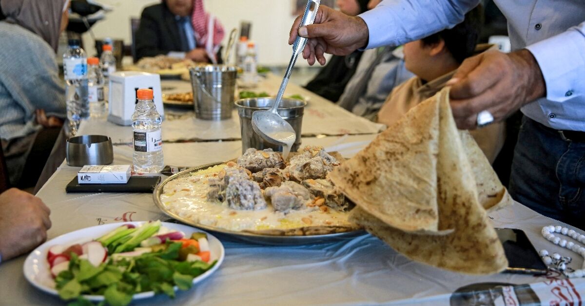 Rooted in war and symbol of peace: Jordan's national dish - AL-Monitor ...
