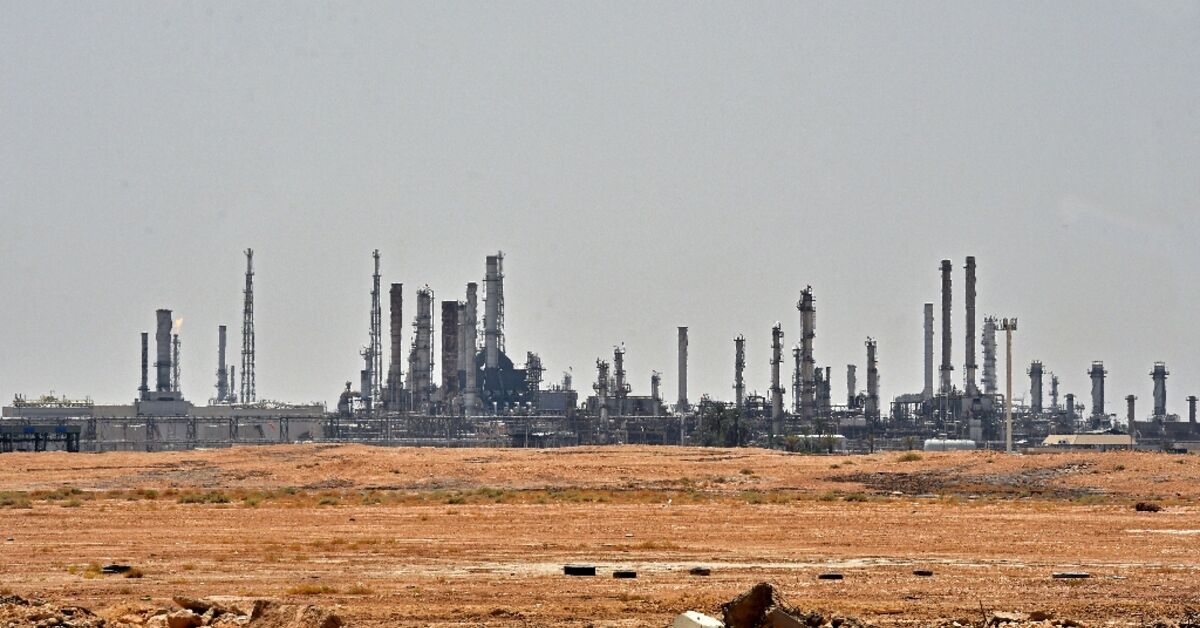 Oil powers announce surprise cuts of more than 1 million bpd - AL ...