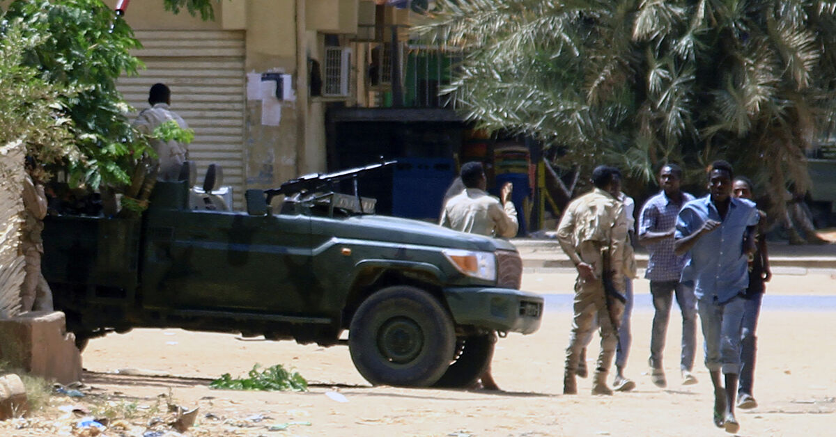 US convoy attacked as rival forces clash in Sudan - AL-MONITOR: The ...