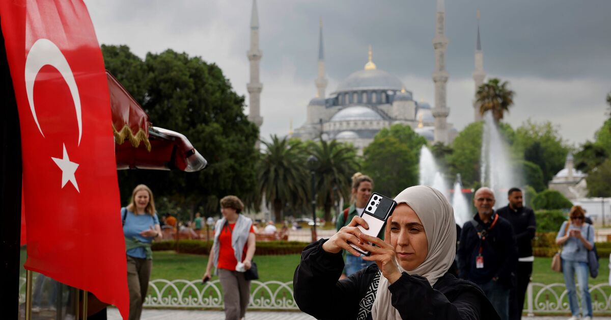 After reelection, can Erdogan tackle Turkey's economic woes? - AL ...