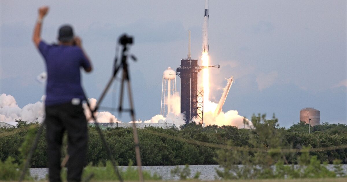 Private mission carrying Saudi astronauts launches to ISS - AL-Monitor ...