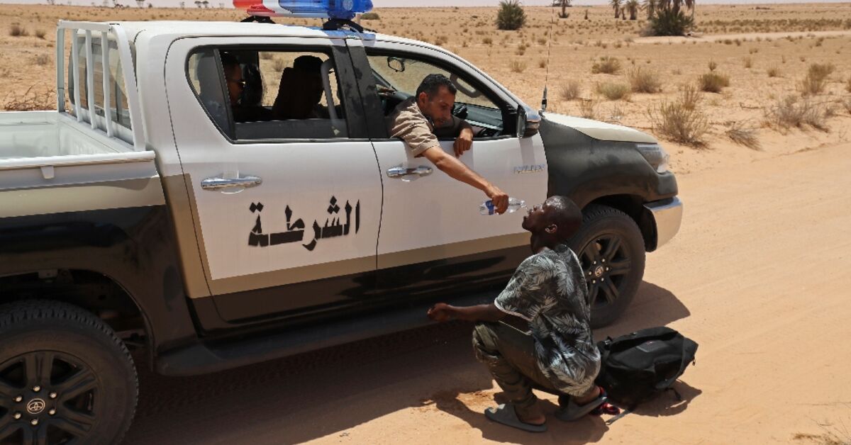 Libya border guards rescue migrants in desert near Tunisia - AL-Monitor ...