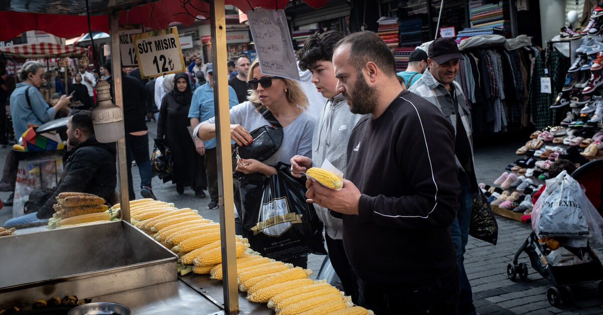 Turkey’s annual inflation hits nearly 50% in July - AL-MONITOR: The ...