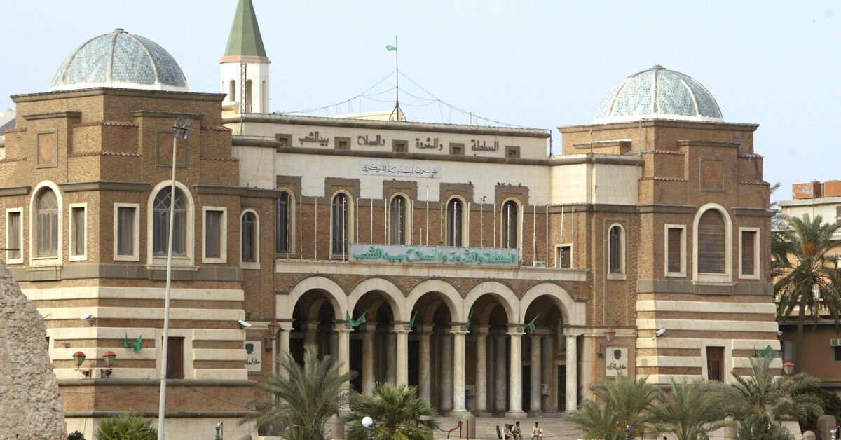 Libya’s central bank reunifies after clashes in Tripoli - AL-Monitor ...