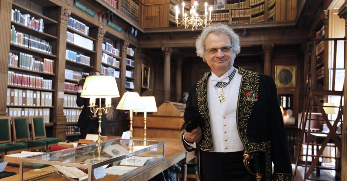 Academie Francaise, guardian of French language, gets new leader - AL ...