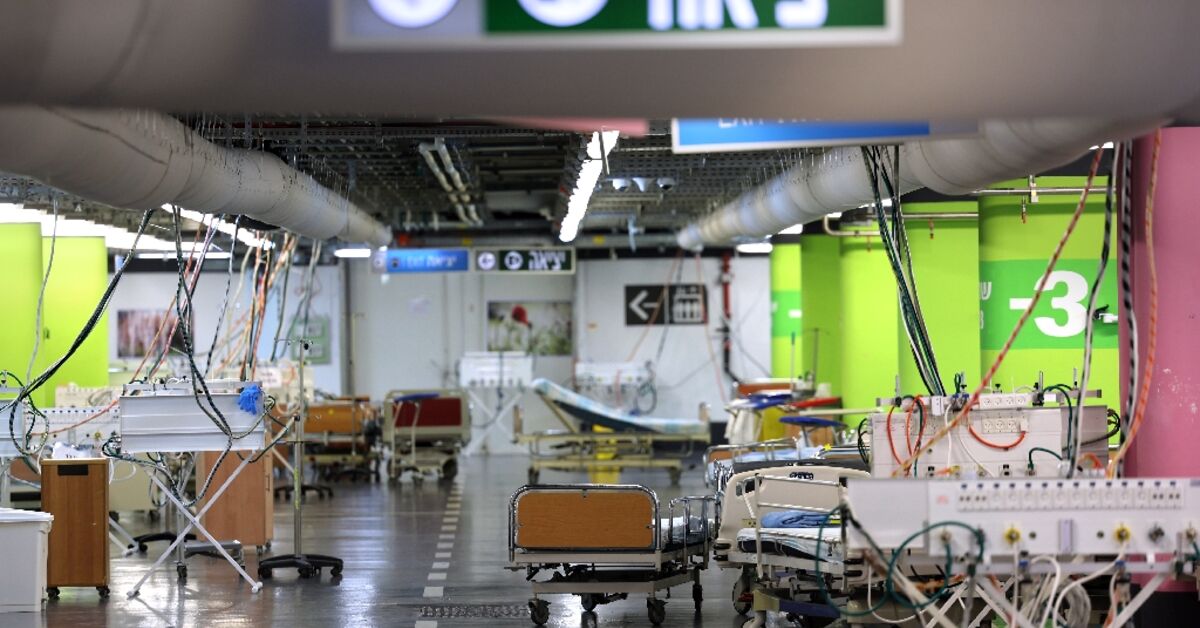 From carpark to 'world's largest underground hospital' in 30 hours - AL ...