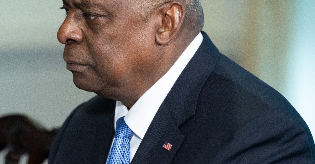 US amps up military posture in Mideast, warns against 'escalation' - AL ...