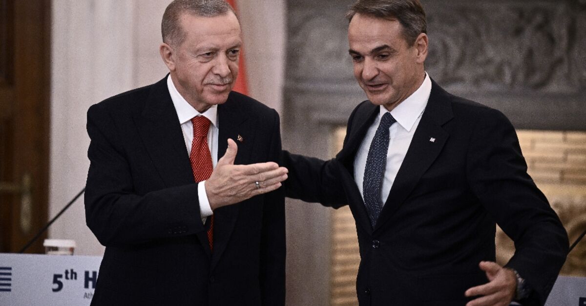 Greece, Turkey vow to work on improving relations - AL-Monitor: The Middle Eastʼs leading ...