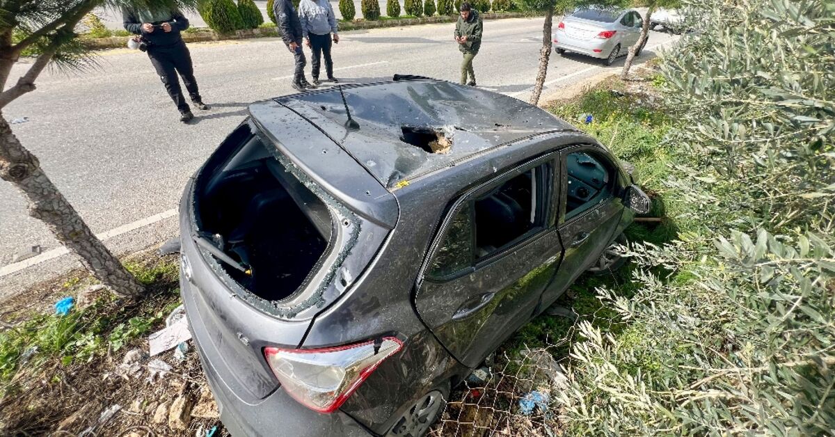 Hezbollah official wounded in Israeli strike on Lebanon: security ...