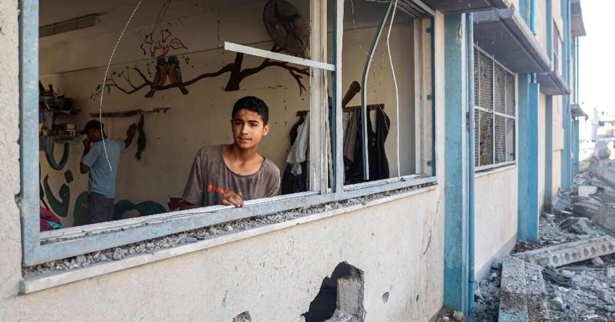 Gaza war blocks exams and shatters Palestinian pupils' dreams - AL ...