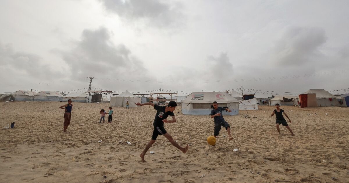 Gaza boys turn to football to forget, for a moment, the war - AL ...