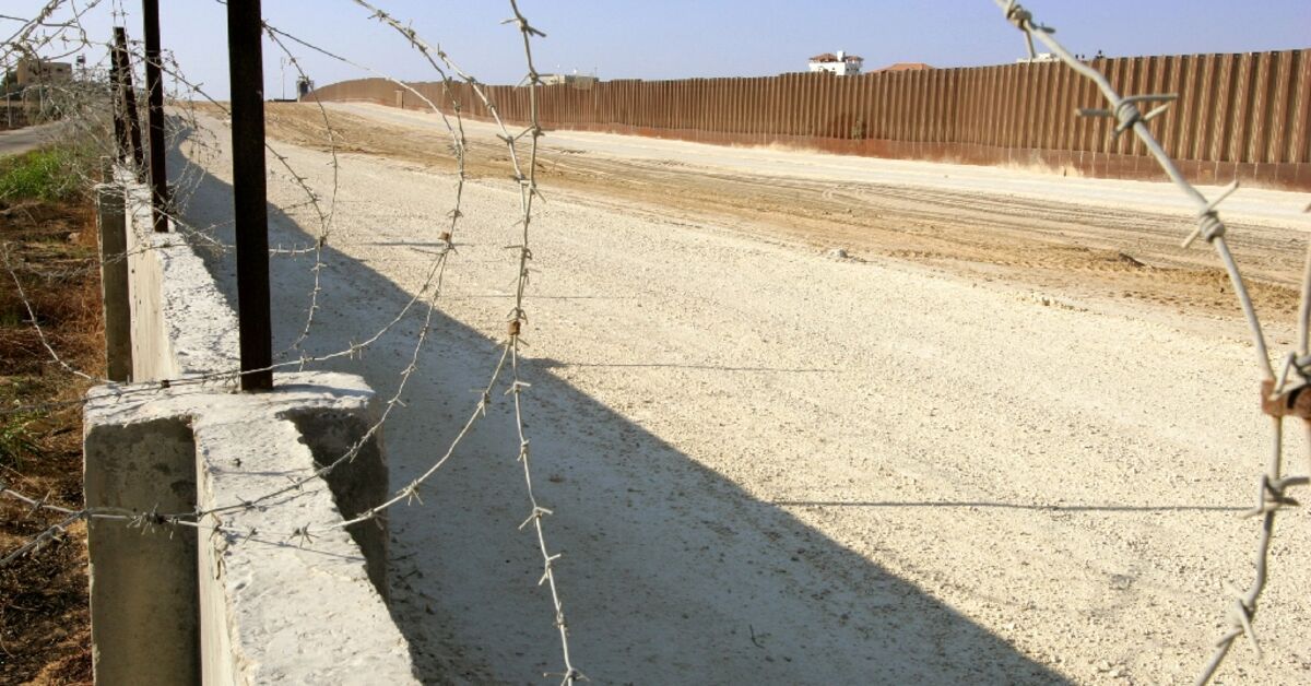 Border corridor becomes sticking point in Gaza truce talks - AL-Monitor ...