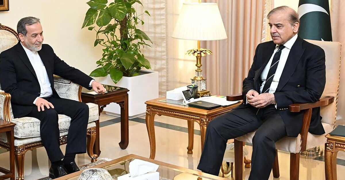 Iran defense official in Pakistan as talks advance on border security ...