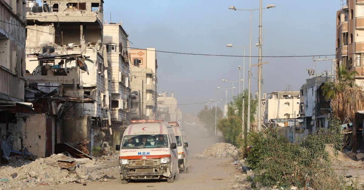 Israeli military says Gaza hospital chief held in raid - AL-Monitor ...