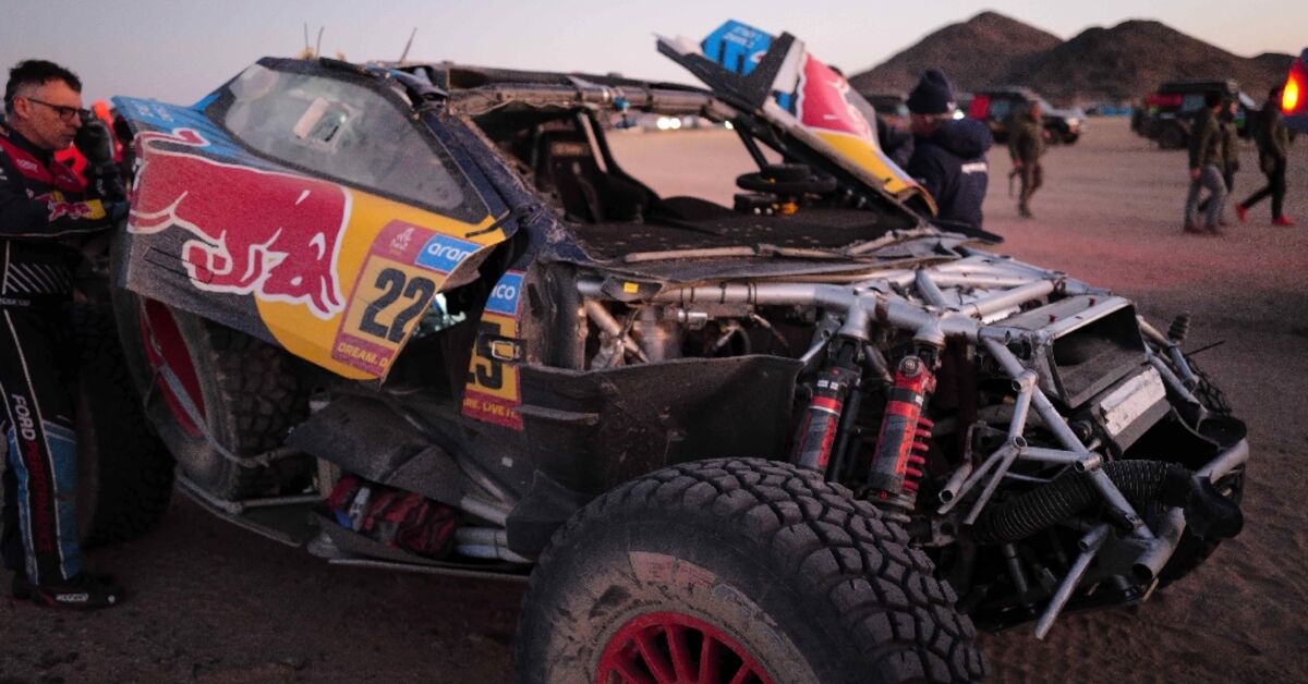 Dakar Rally champion Sainz pulls out after Baciuska wins marathon stage ...