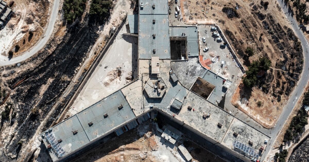 UN war crimes investigators say Syria 'rich in evidence' - AL-Monitor ...