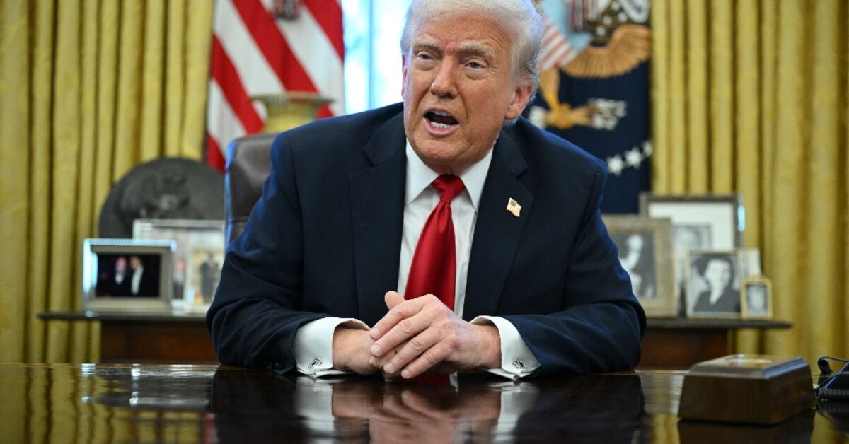 Trump blasts 'witch hunt' as Yemen chat scandal mounts - AL-MONITOR ...
