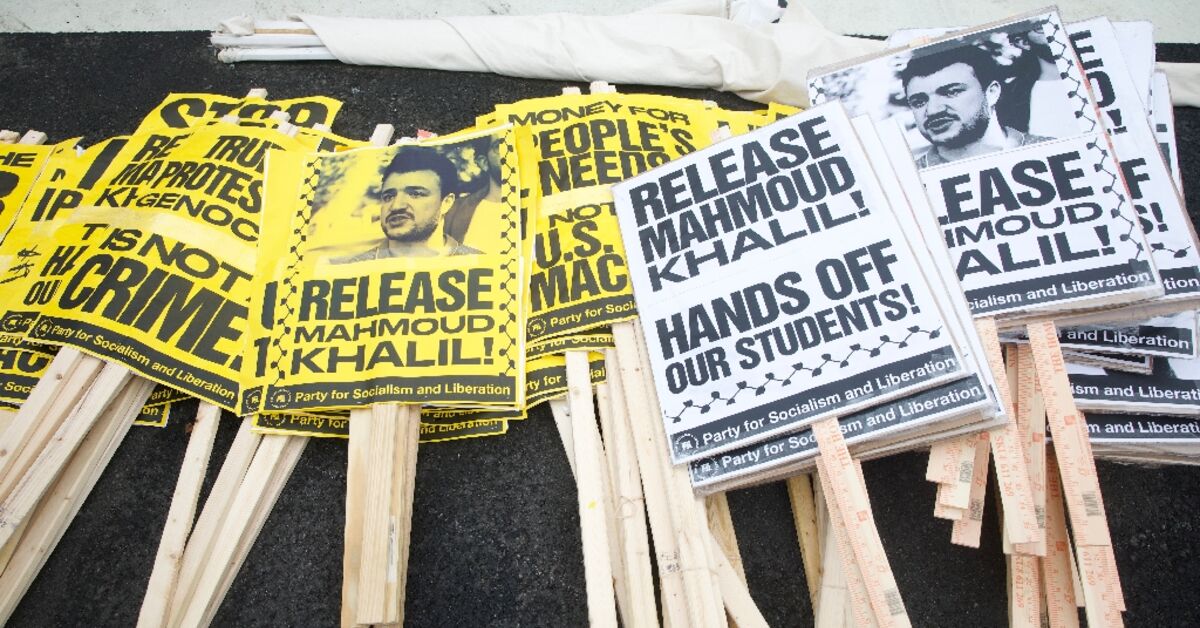Judge says US can deport pro-Palestinian student protester - AL-MONITOR ...