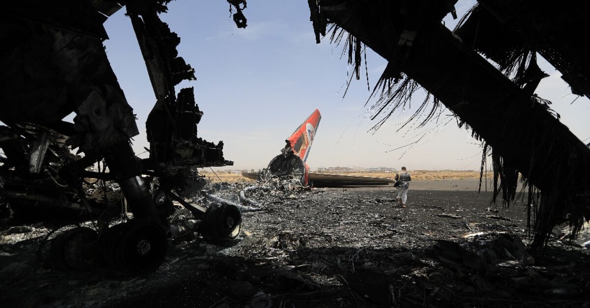 Israeli strikes destroy last plane at Yemen rebels' airport - AL ...