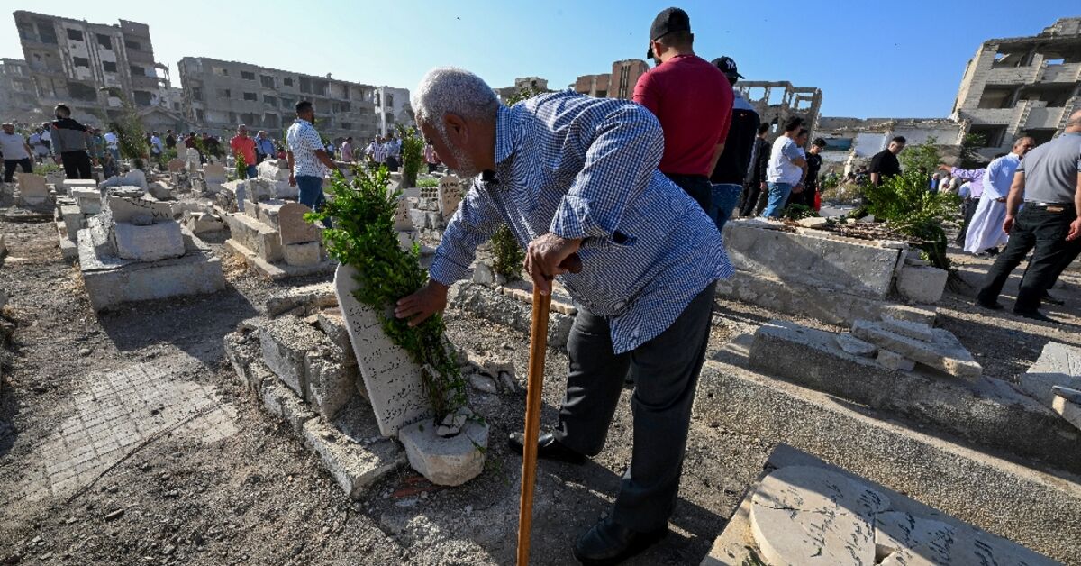 In Syria's devastated Jobar, cemetery comes alive for Eid - AL-MONITOR ...