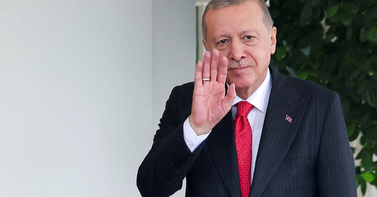 Turkey's Erdogan hails Trump's efforts to end Gaza war after deal - AL ...