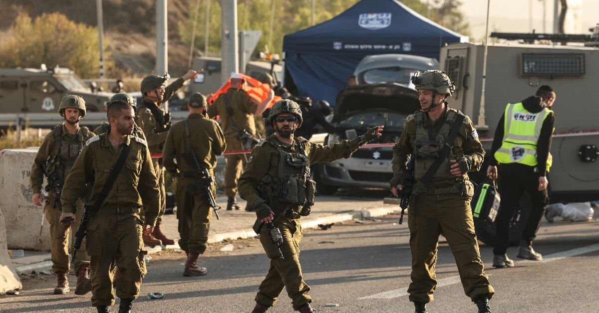 Israeli killed, three wounded in West Bank attack - AL-MONITOR: The ...